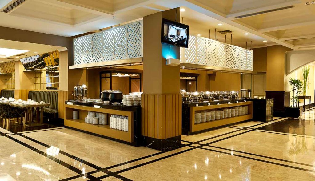Dining - Royal Kuningan Hotel